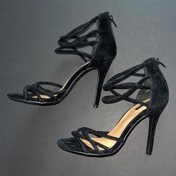 Forever 21 | Shoes | Black High Heels | Poshmark